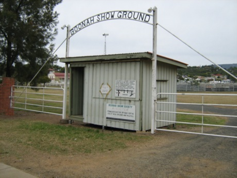 Boonah Showgrounds Caravan Park in Boonah, Queensland